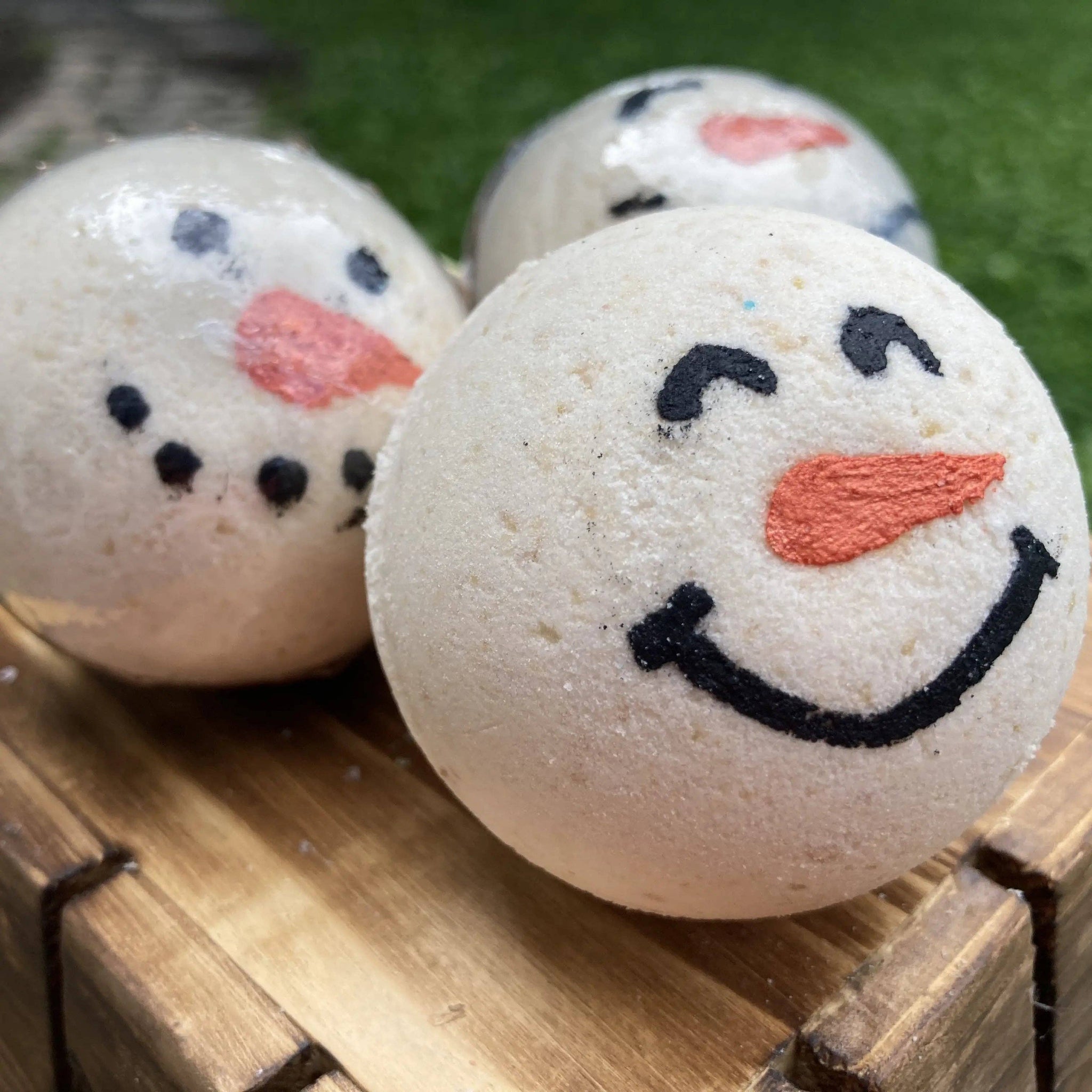 Goat Milk Bath Bomb - SNOWMAN: Clear Packaging No Label – Cheeky Plum